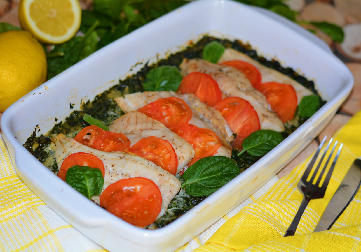 Morszczuk na szpinaku - DoradcaSmaku.pl