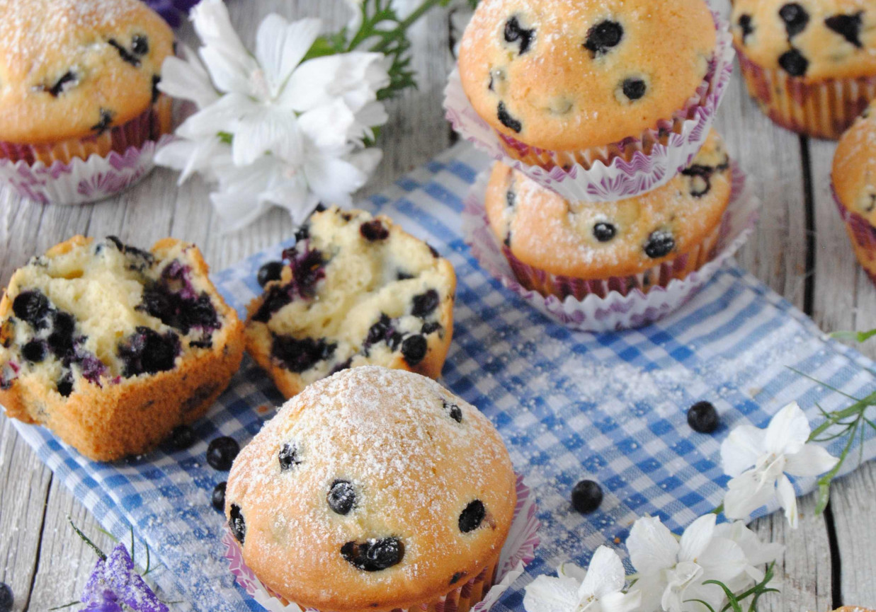 Muffinki jagodowe - DoradcaSmaku.pl