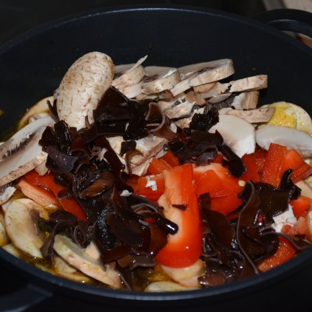 Orientalny gulasz z ryżem - DoradcaSmaku.pl