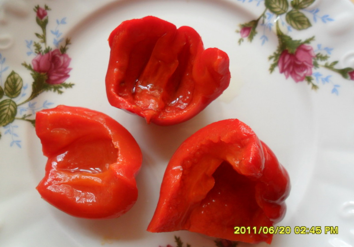 PAPRYKA CZERWONA MARYNOWANA W OCCIE - DoradcaSmaku.pl