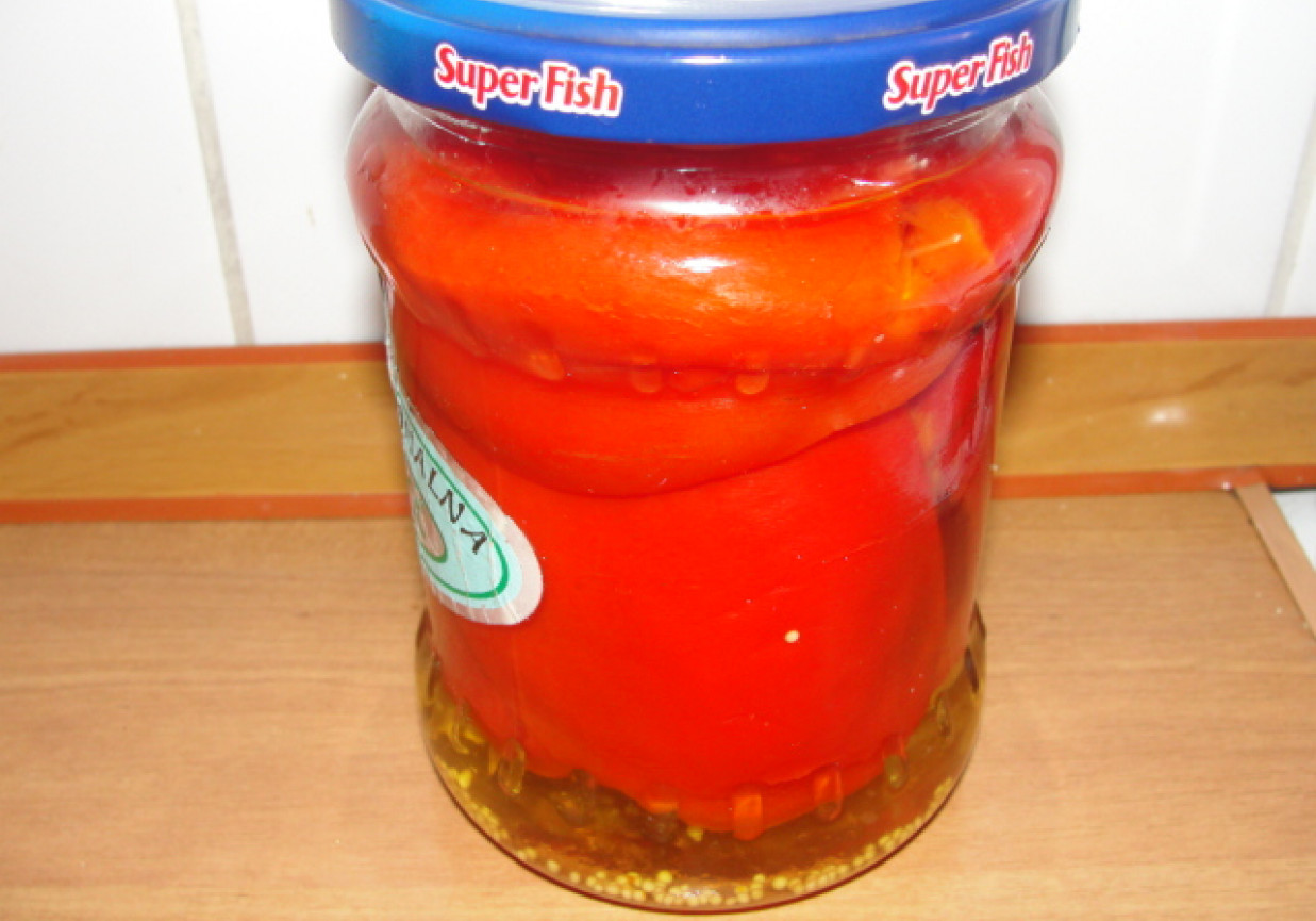 PAPRYKA CZERWONA MARYNOWANA W OCCIE - DoradcaSmaku.pl