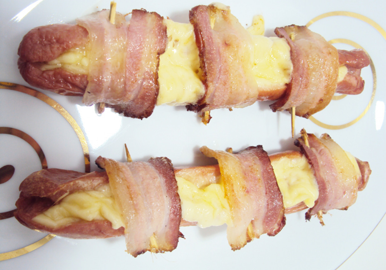 Parówki w boczku z serem - DoradcaSmaku.pl