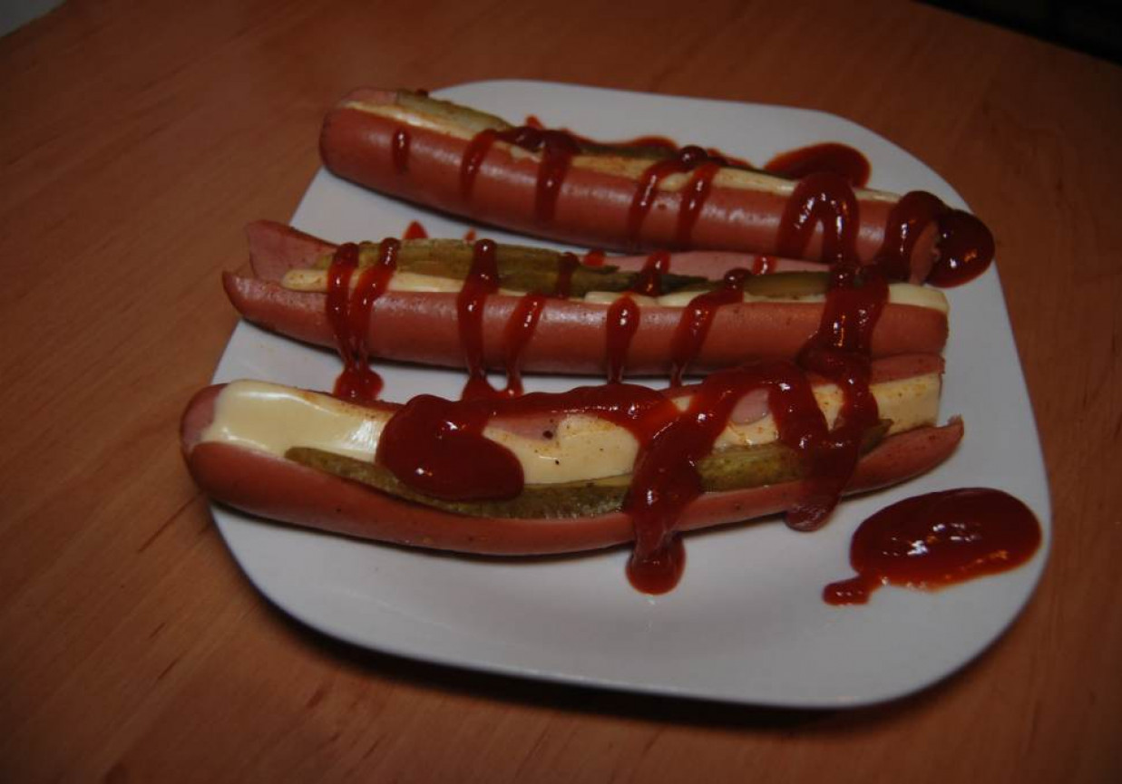 Parówki z serem i ogórkiem konserwowym - DoradcaSmaku.pl