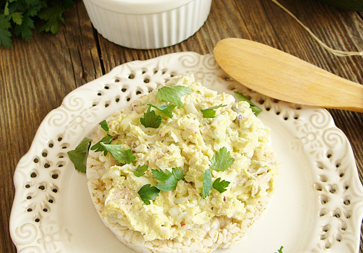 Pasta jajeczna z awokado - DoradcaSmaku.pl