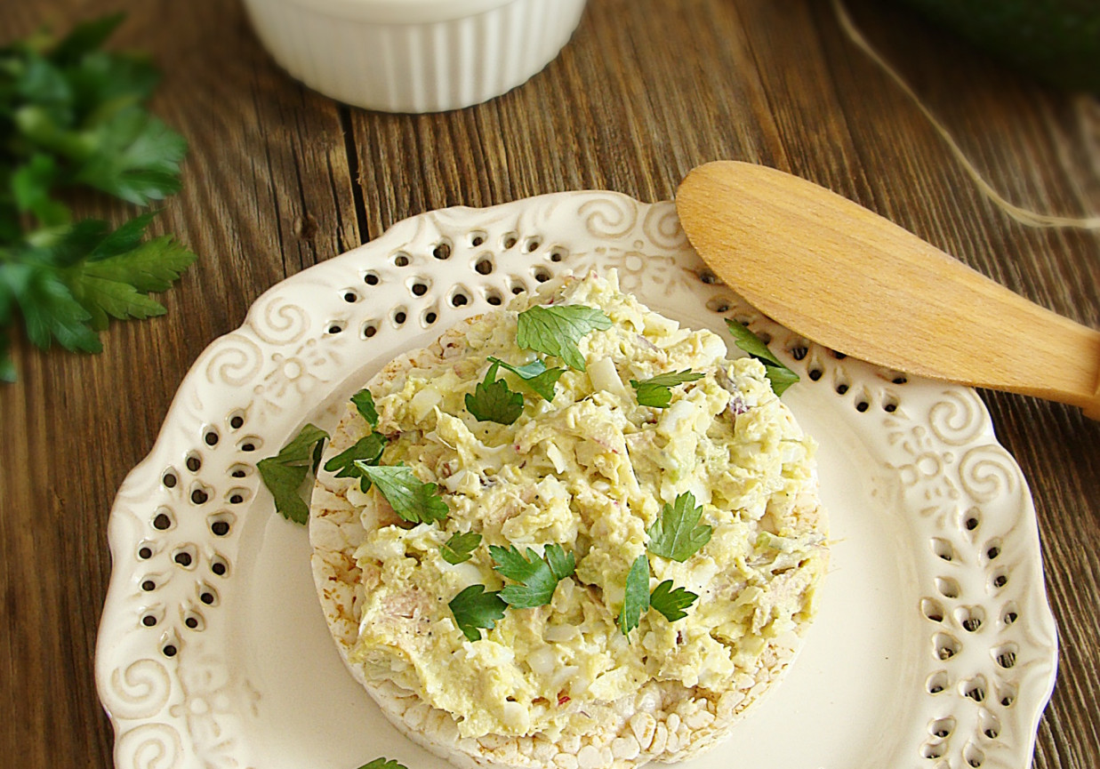 Pasta jajeczna z awokado - DoradcaSmaku.pl