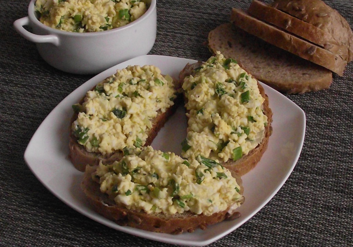 Pasta jajeczna z chrzanem - DoradcaSmaku.pl