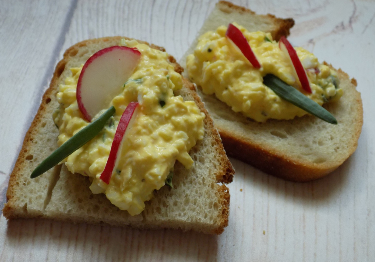 Pasta jajeczna - DoradcaSmaku.pl