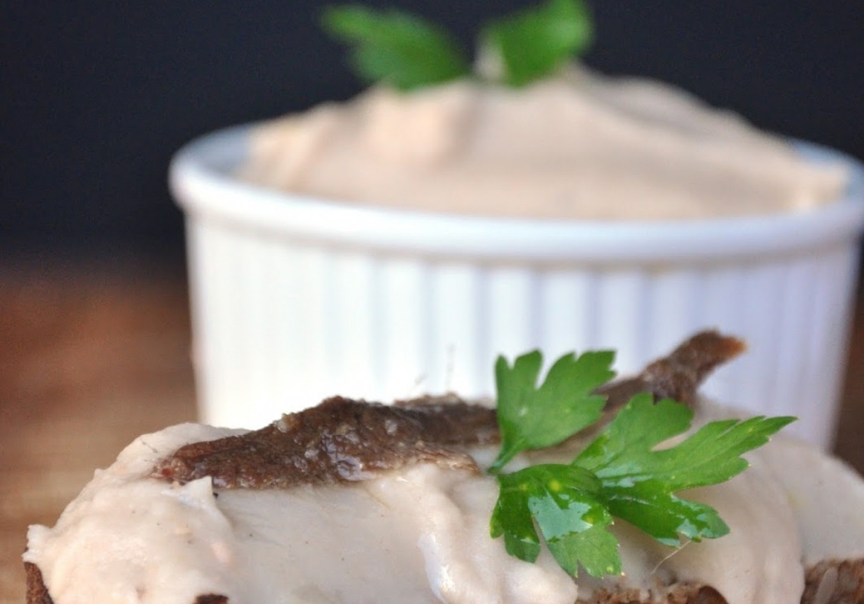 Pasta z białej fasoli - DoradcaSmaku.pl