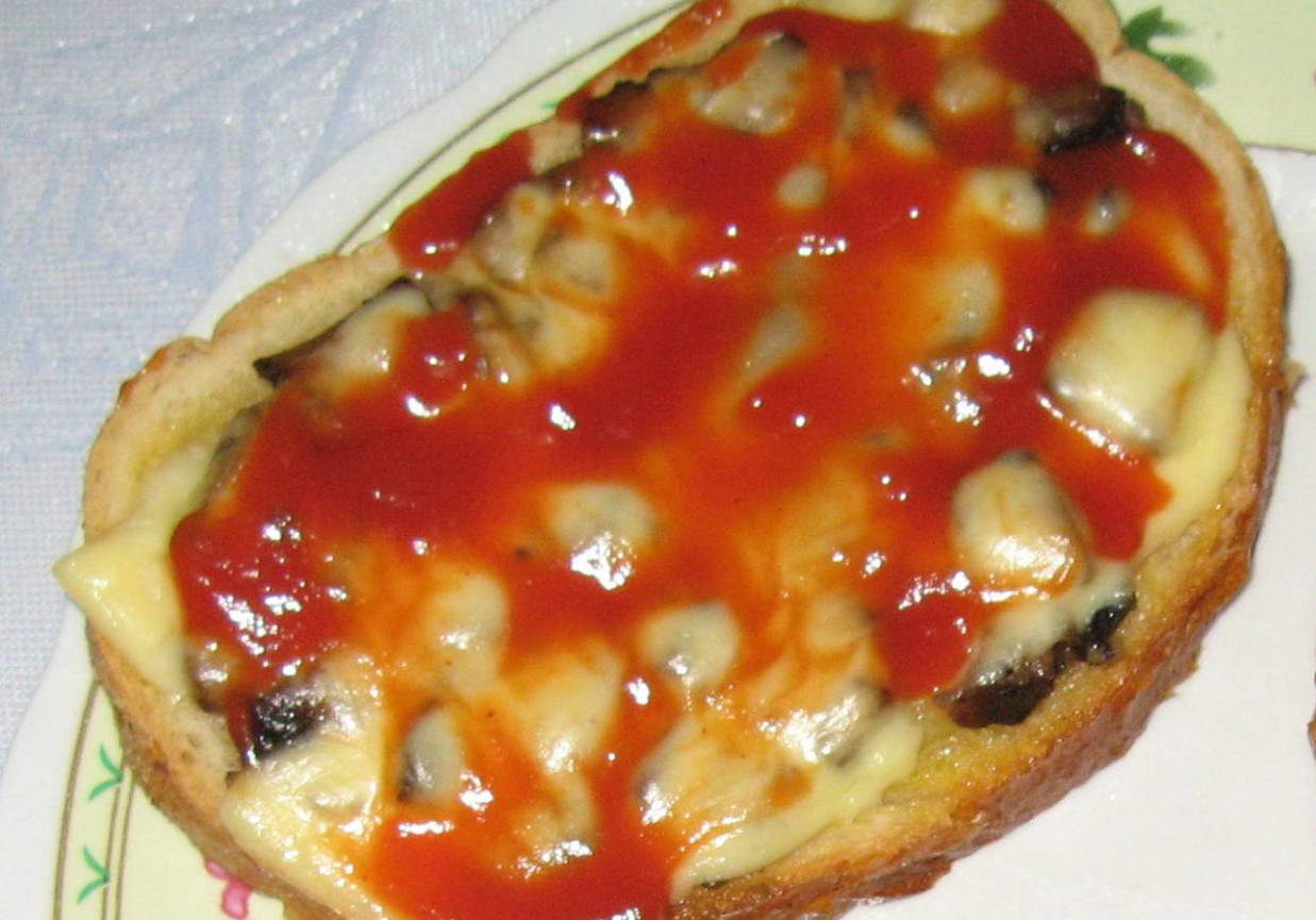 Pieczarkowo-serowe kanapki - DoradcaSmaku.pl