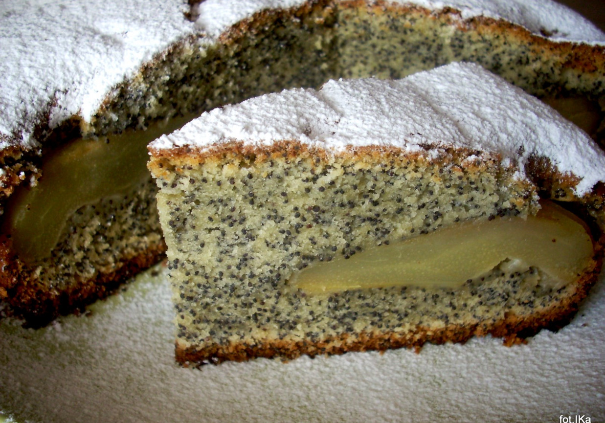 Piegus z gruszkami - DoradcaSmaku.pl