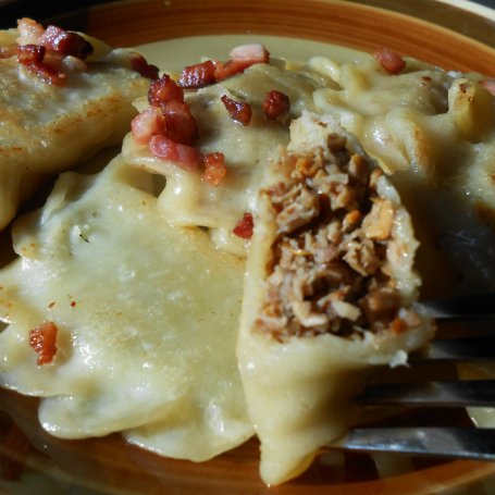 Pierogi 100 najlepszych przepisów na różne pier - DoradcaSmaku.pl