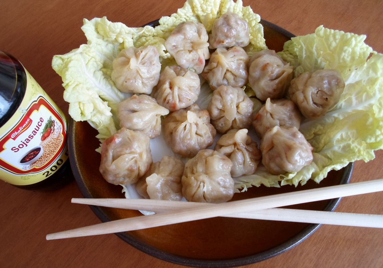 Pierozki dim sum z miesem i warzywami - DoradcaSmaku.pl