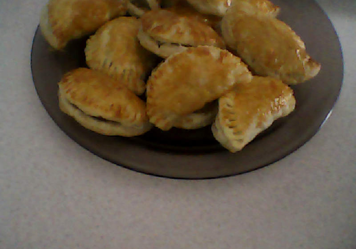 Pierożki francuskie z farszem - DoradcaSmaku.pl Pierożki francuskie z farszem - DoradcaSmaku.pl
