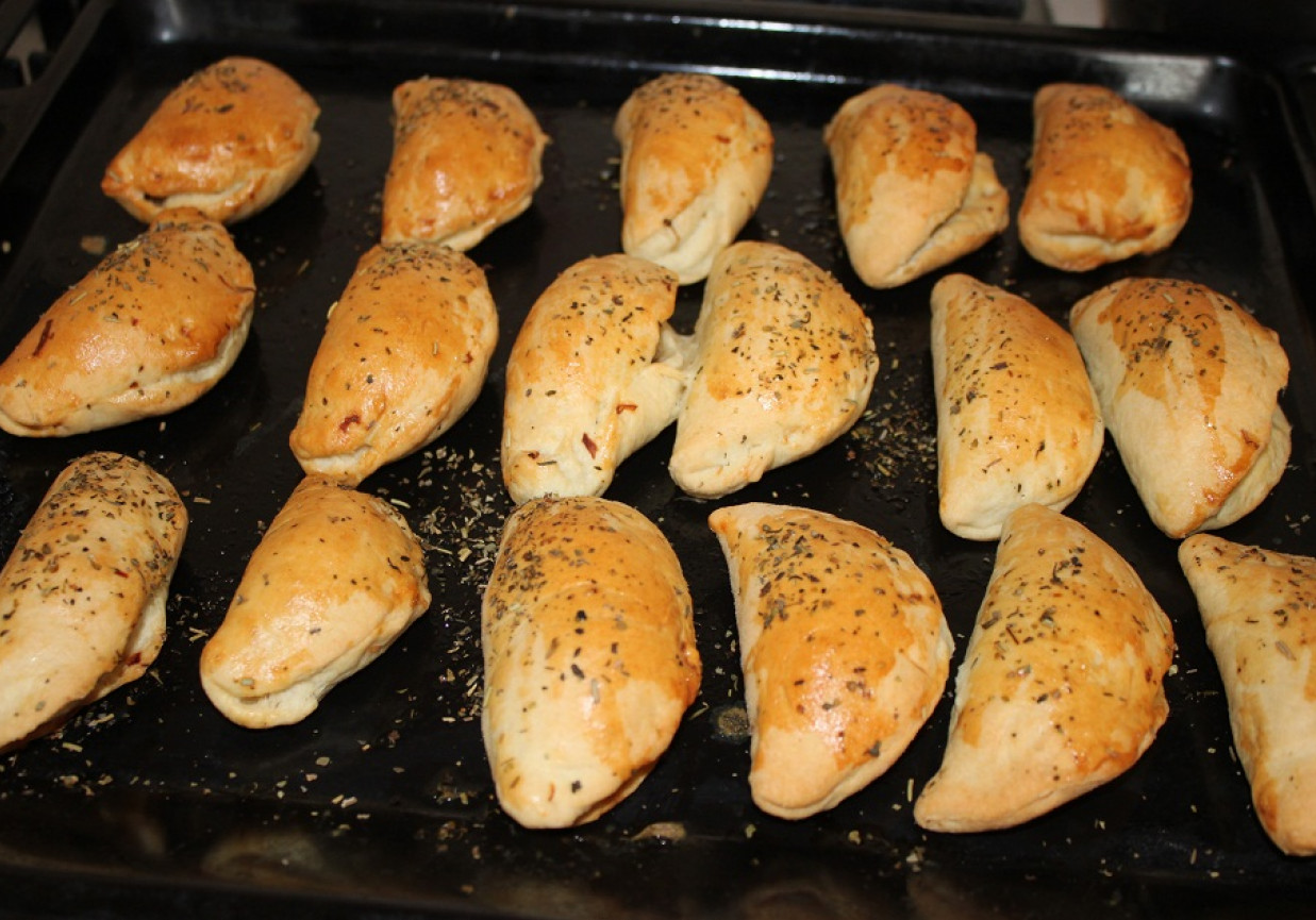 Pierożki z farszem - DoradcaSmaku.pl Pierożki z farszem - DoradcaSmaku.pl