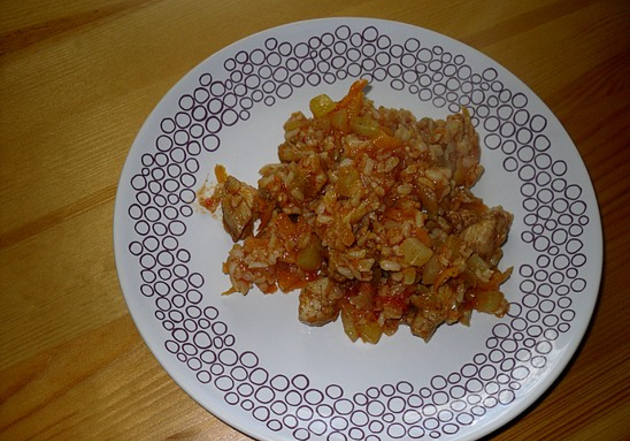 Pikantne danie z ryżem - DoradcaSmaku.pl