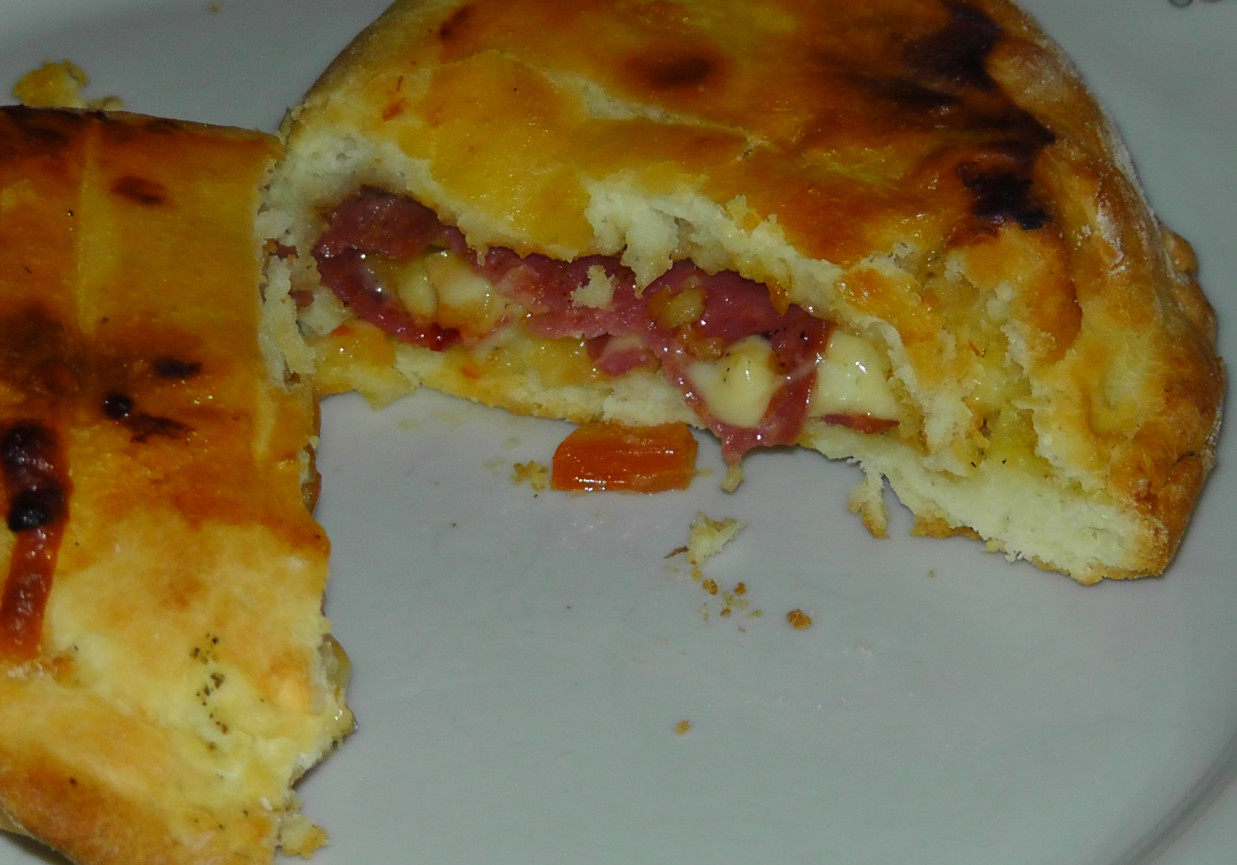 Pizza pieróg - DoradcaSmaku.pl