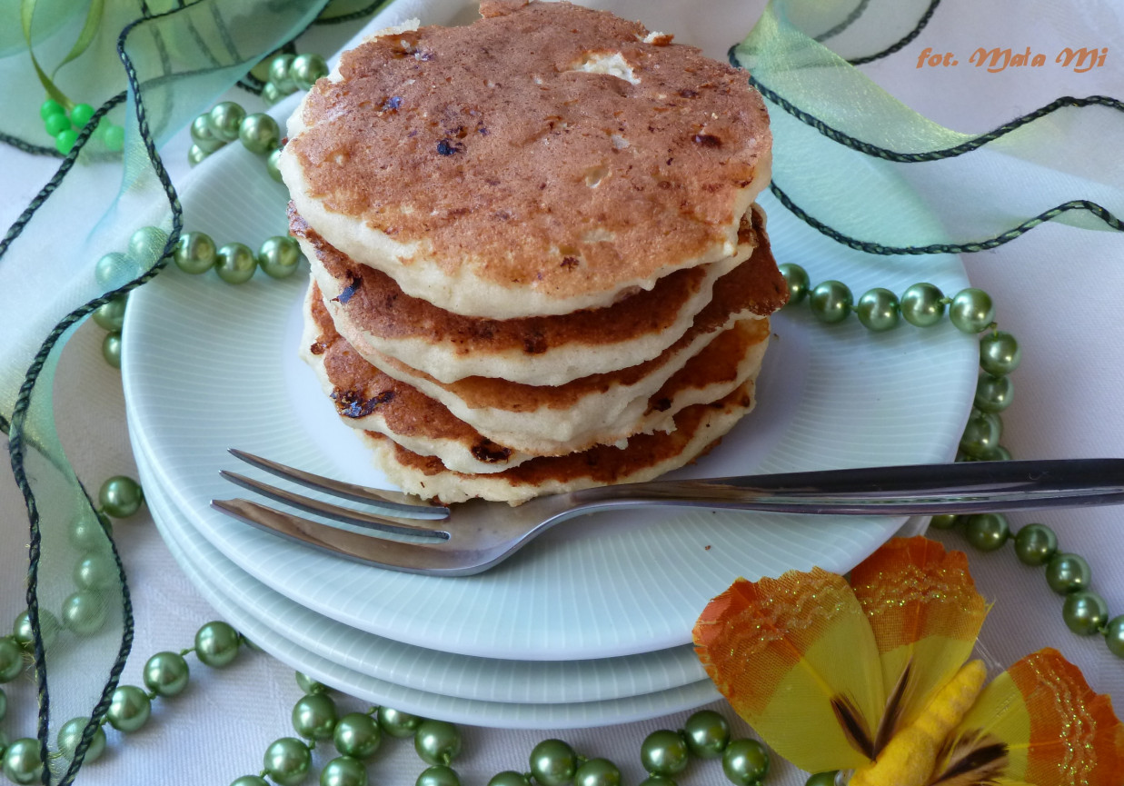 Placuszki z serka wiejskiego z jabłkiem, cynamonem i kardamonem - DoradcaSmaku.pl