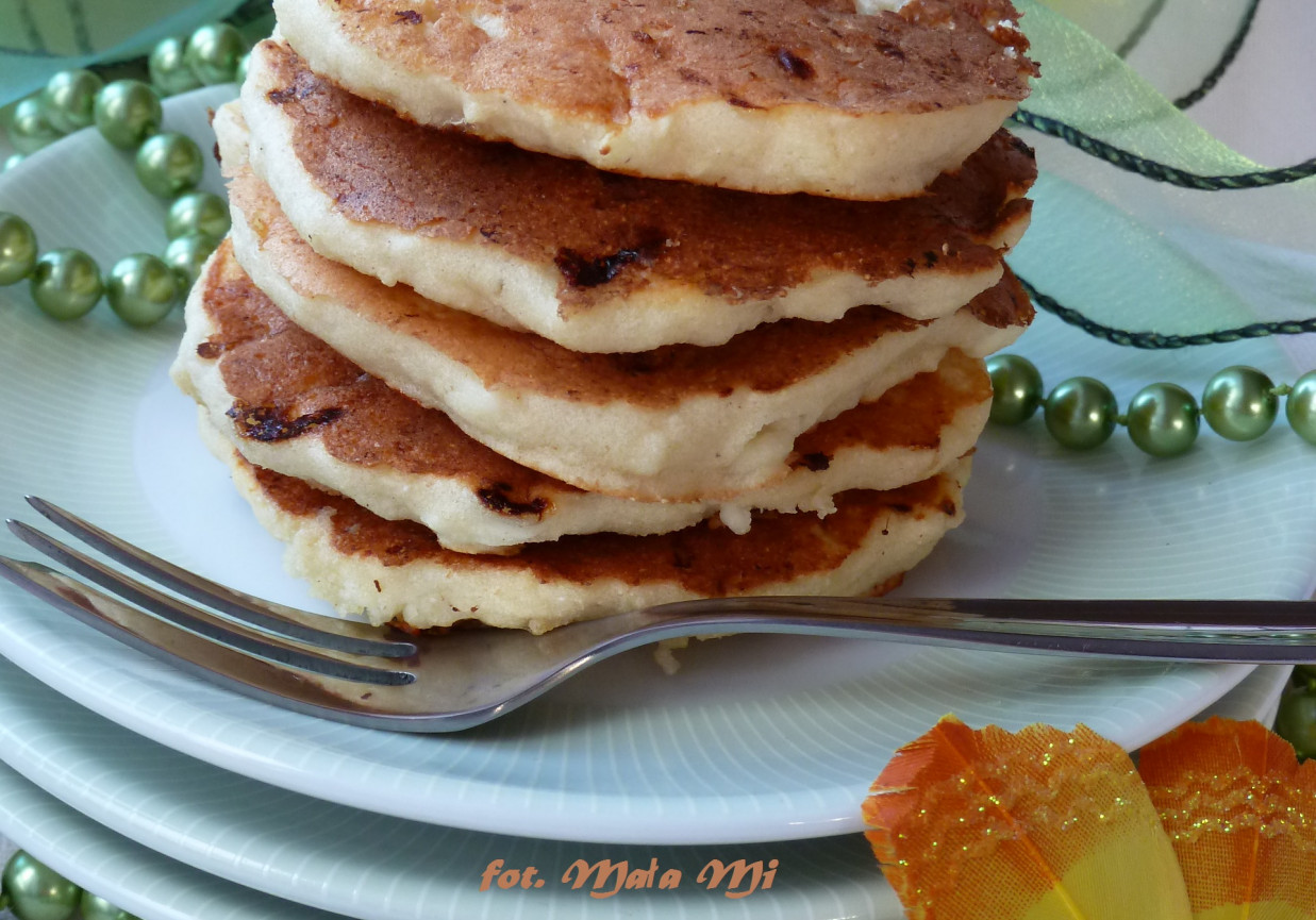 Placuszki z serka wiejskiego z jabłkiem, cynamonem i kardamonem - DoradcaSmaku.pl