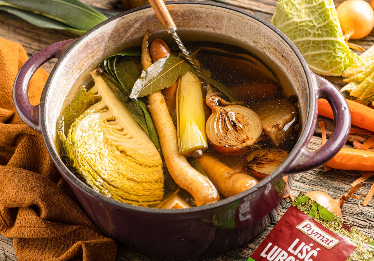 Podstawowy bulion warzywny - DoradcaSmaku.pl