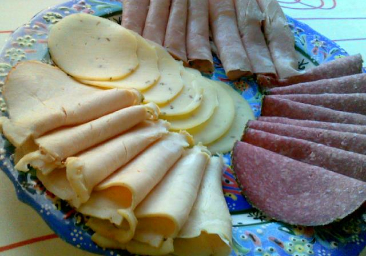 Półmisek wędlin i serów - DoradcaSmaku.pl