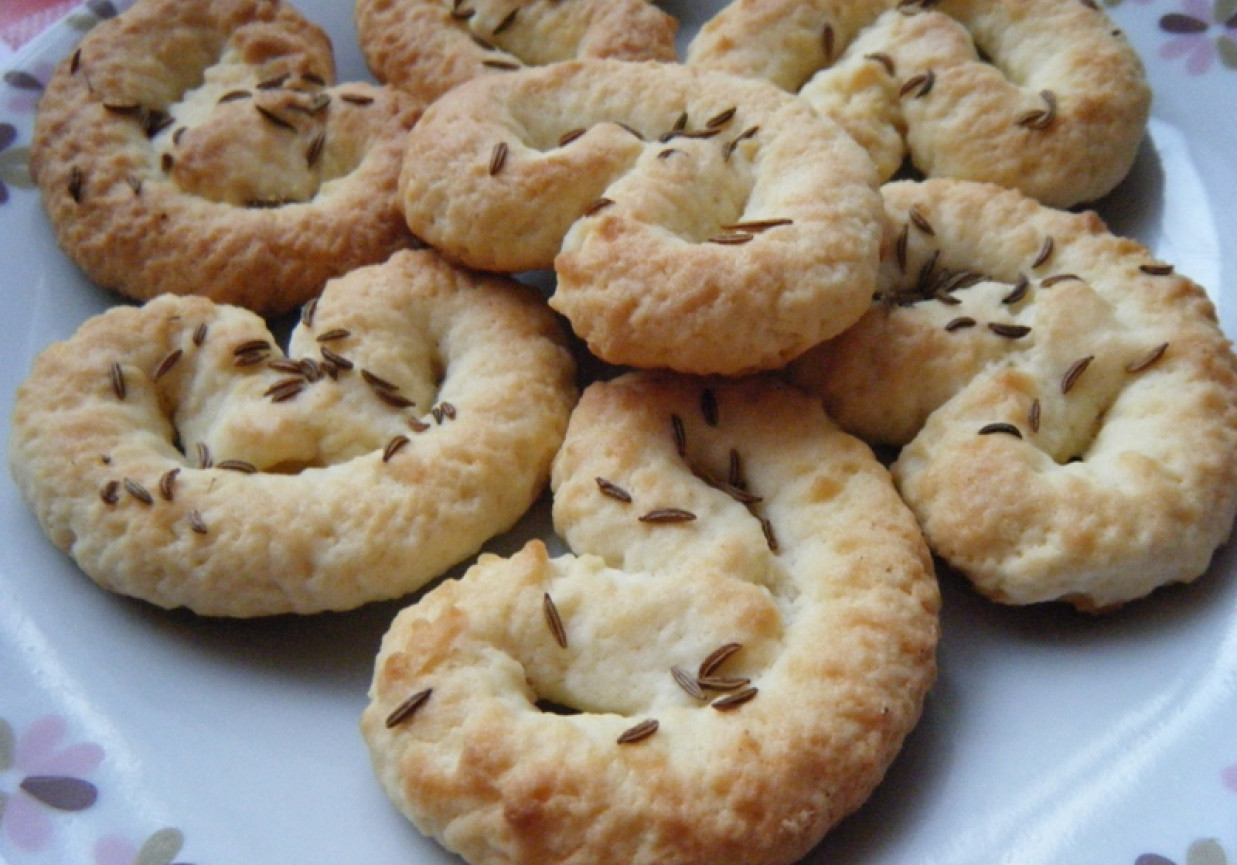 Precelki z kminkiem - DoradcaSmaku.pl