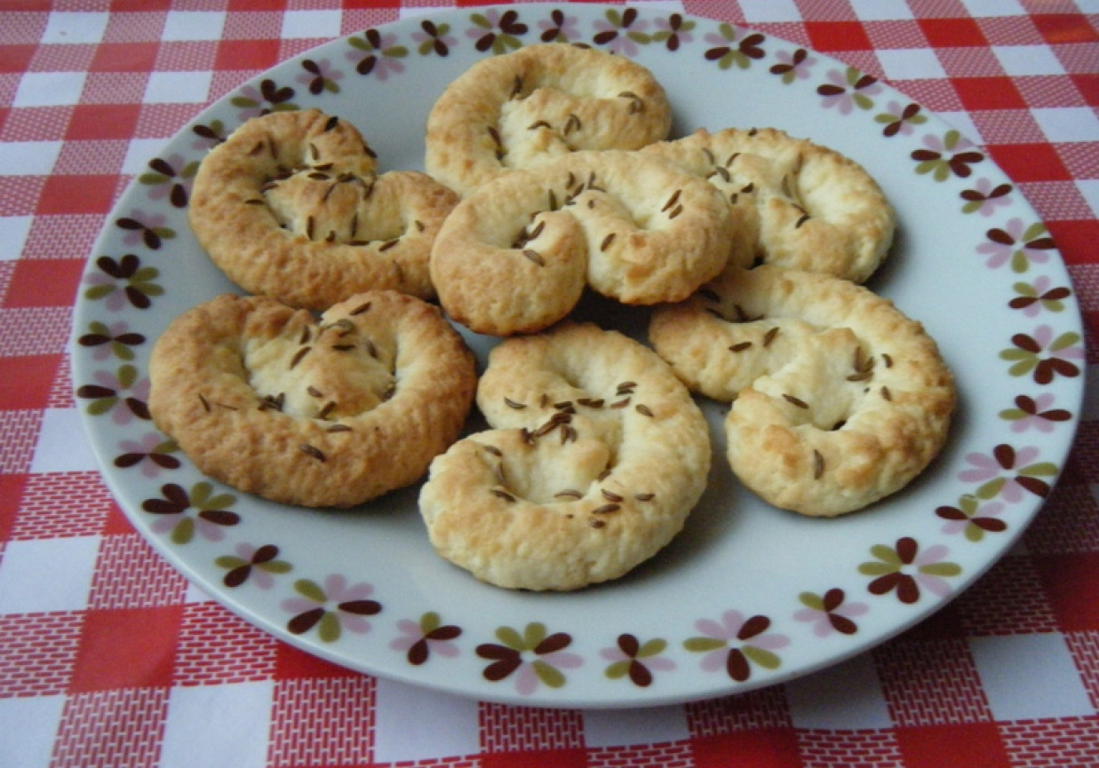 Precelki z kminkiem - DoradcaSmaku.pl