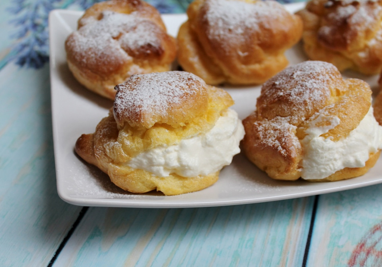 Ptysie ze śmietaną - DoradcaSmaku.pl