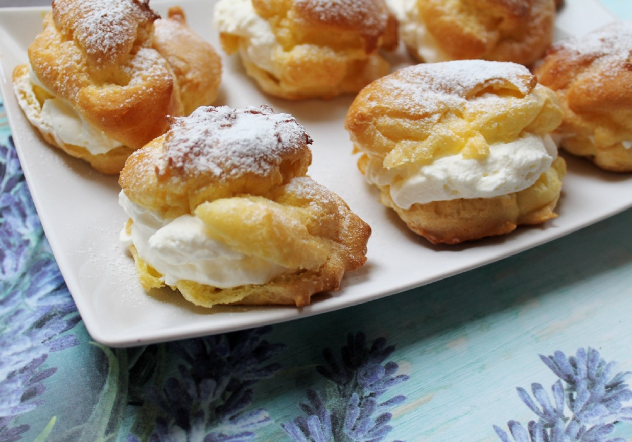 Ptysie ze śmietaną - DoradcaSmaku.pl