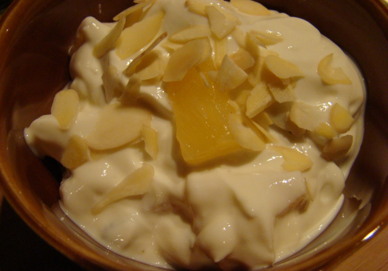 Pyszny deser z ananasem - DoradcaSmaku.pl