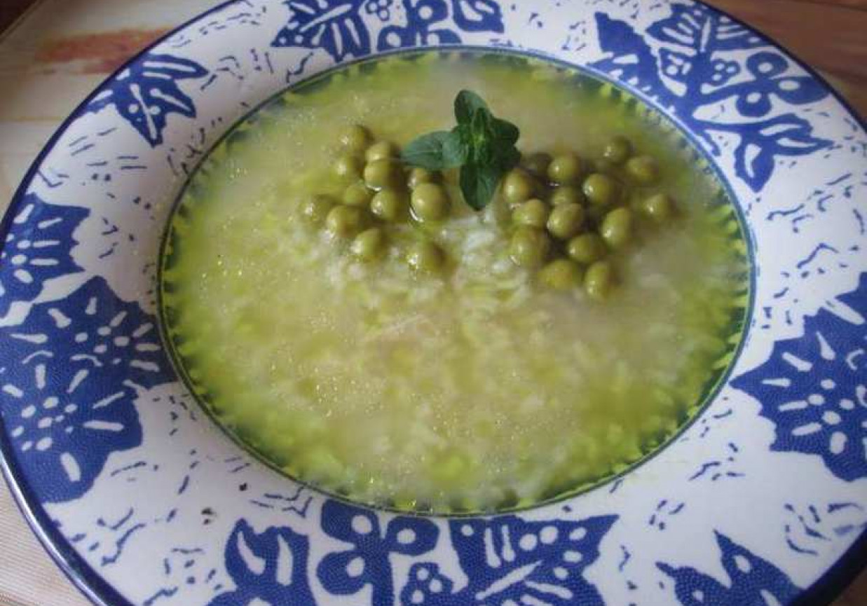 Rosół z ryżem i groszkiem (z kuchni włoskiej) - DoradcaSmaku.pl