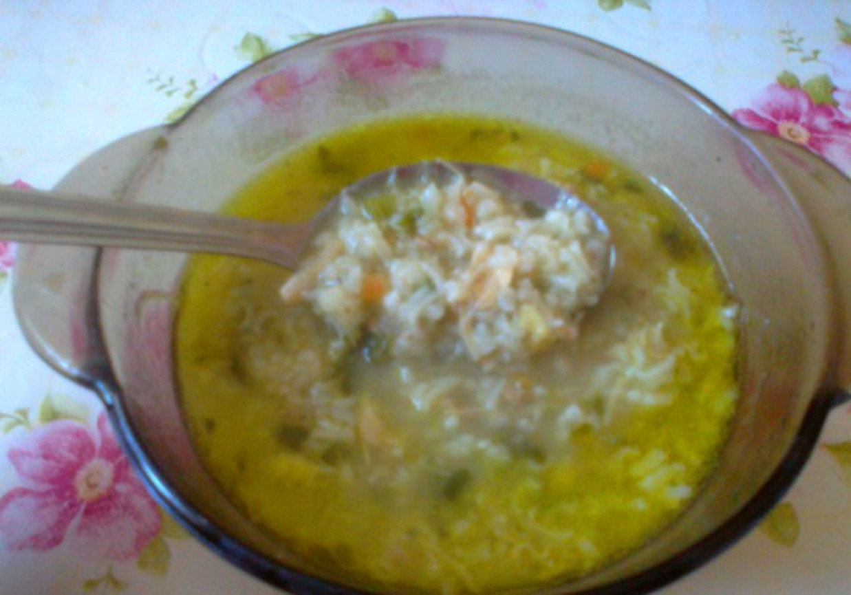 Rosół z ryżem na skrzydełkach - DoradcaSmaku.pl