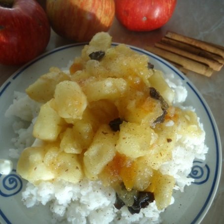 Ryż z jabłkami i cynamonem - DoradcaSmaku.pl