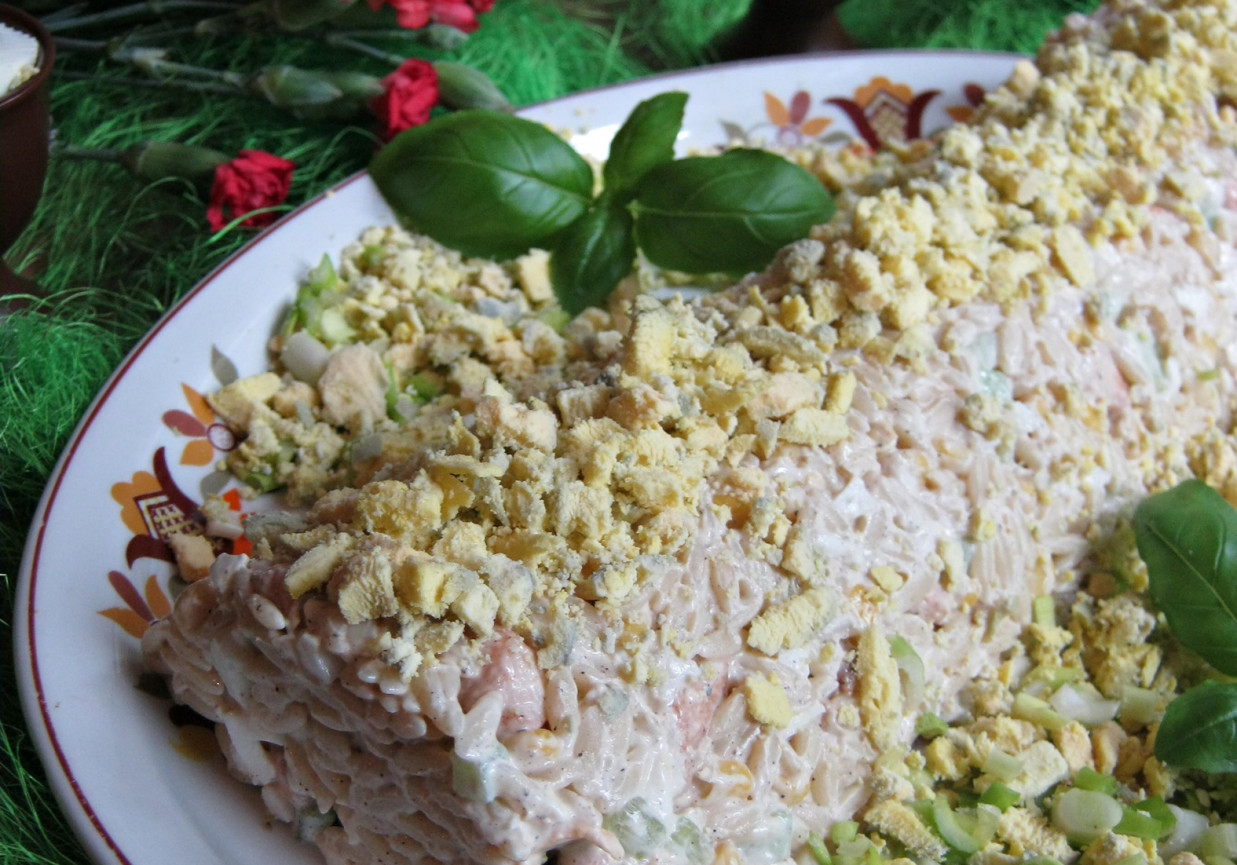 Sałatka jajeczna z kurczakiem - DoradcaSmaku.pl