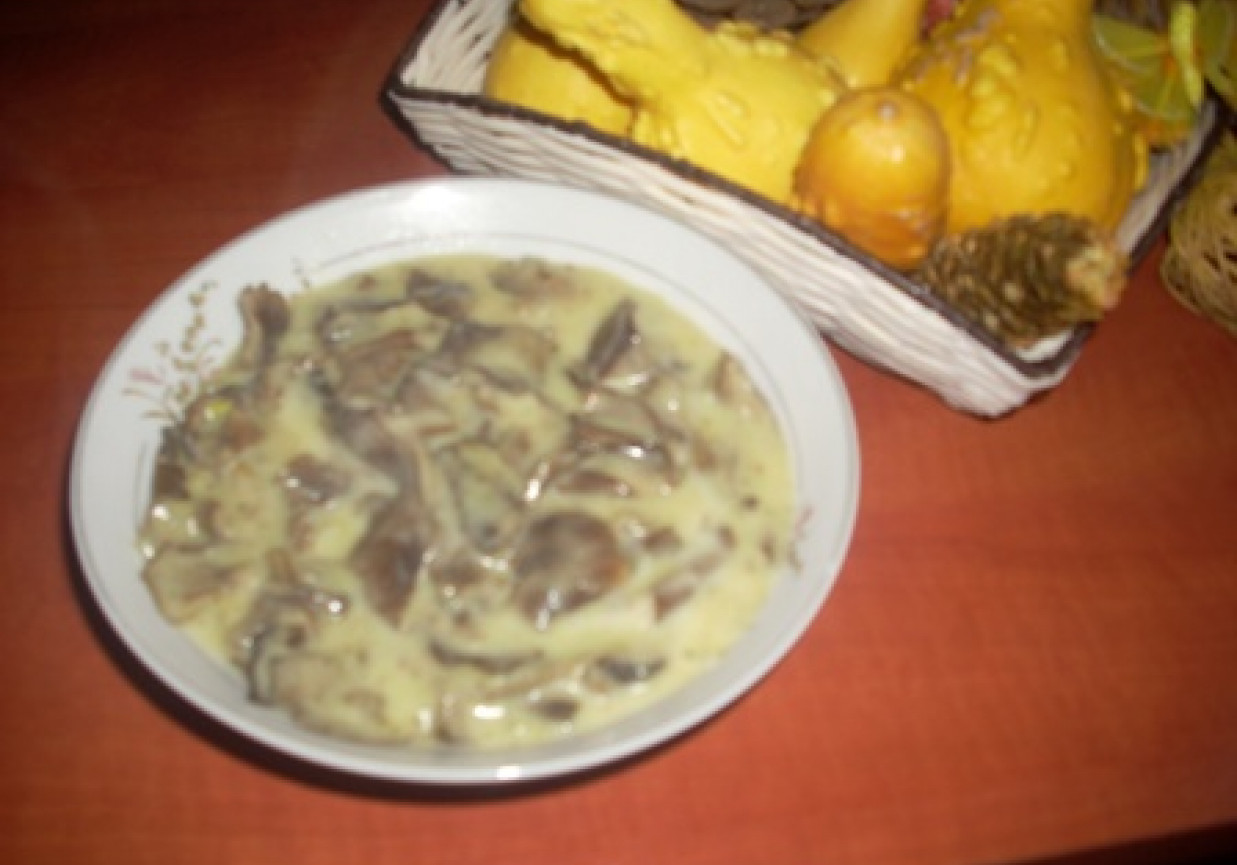 sos z opieniek ze śmietaną - DoradcaSmaku.pl