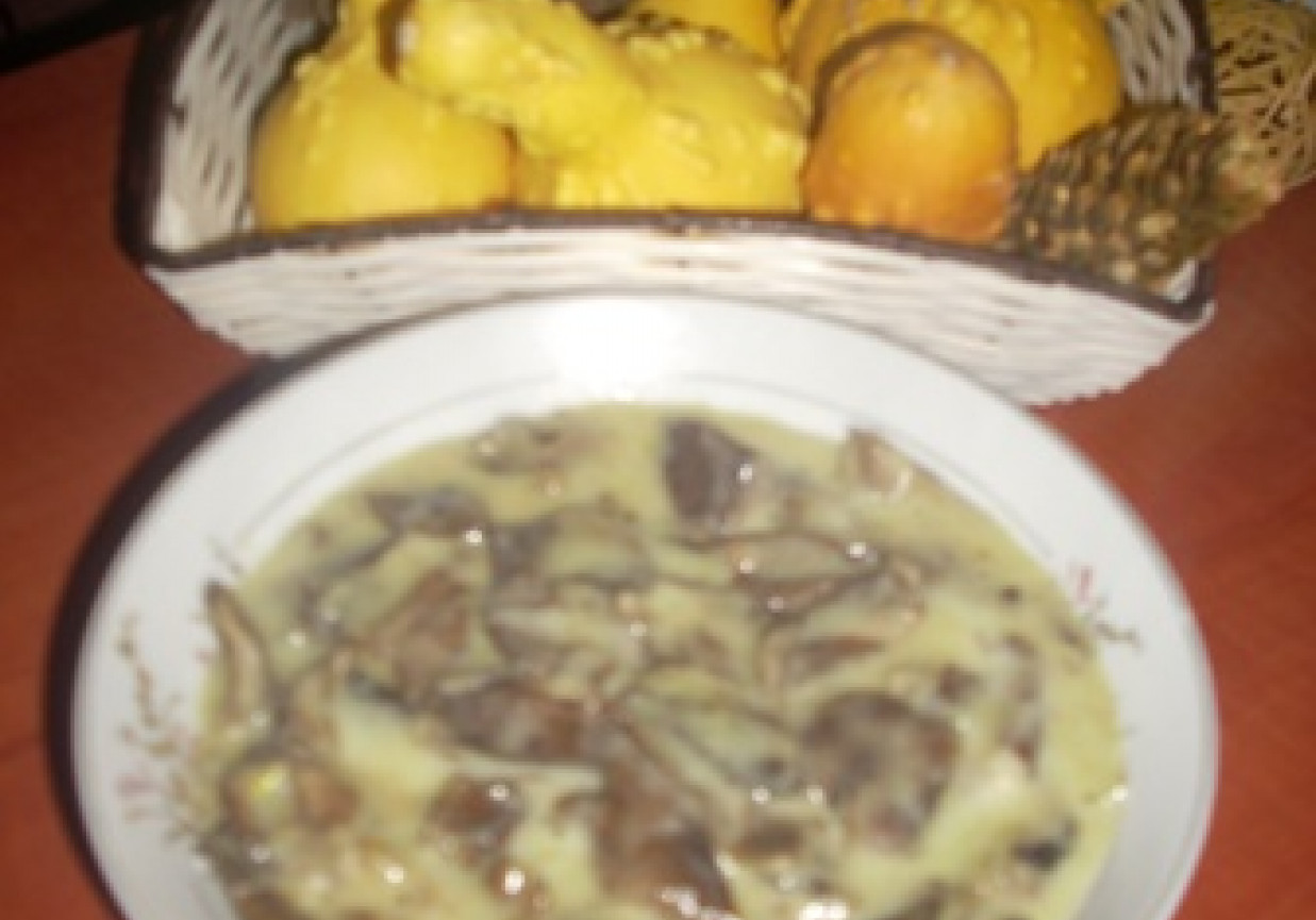 sos z opieniek ze śmietaną - DoradcaSmaku.pl