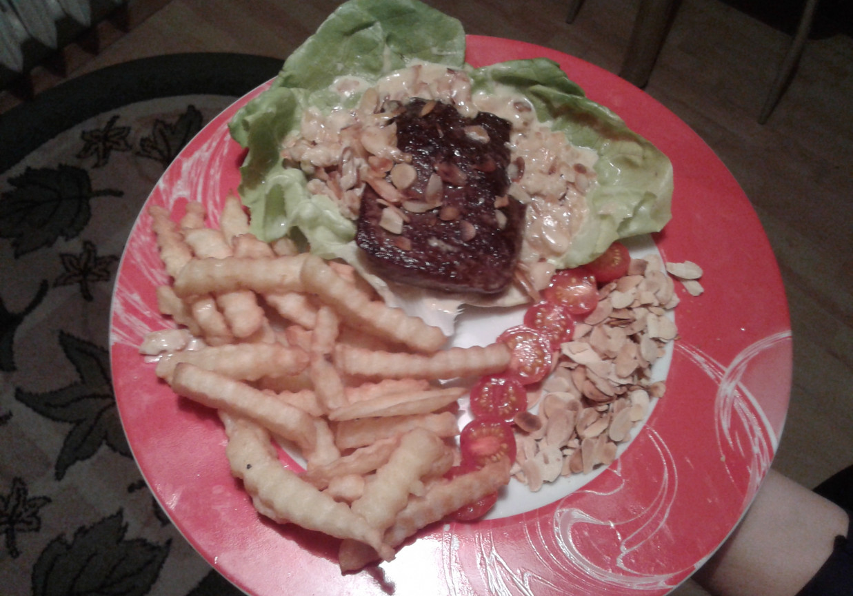 Stek ze strusia z migdałami - DoradcaSmaku.pl