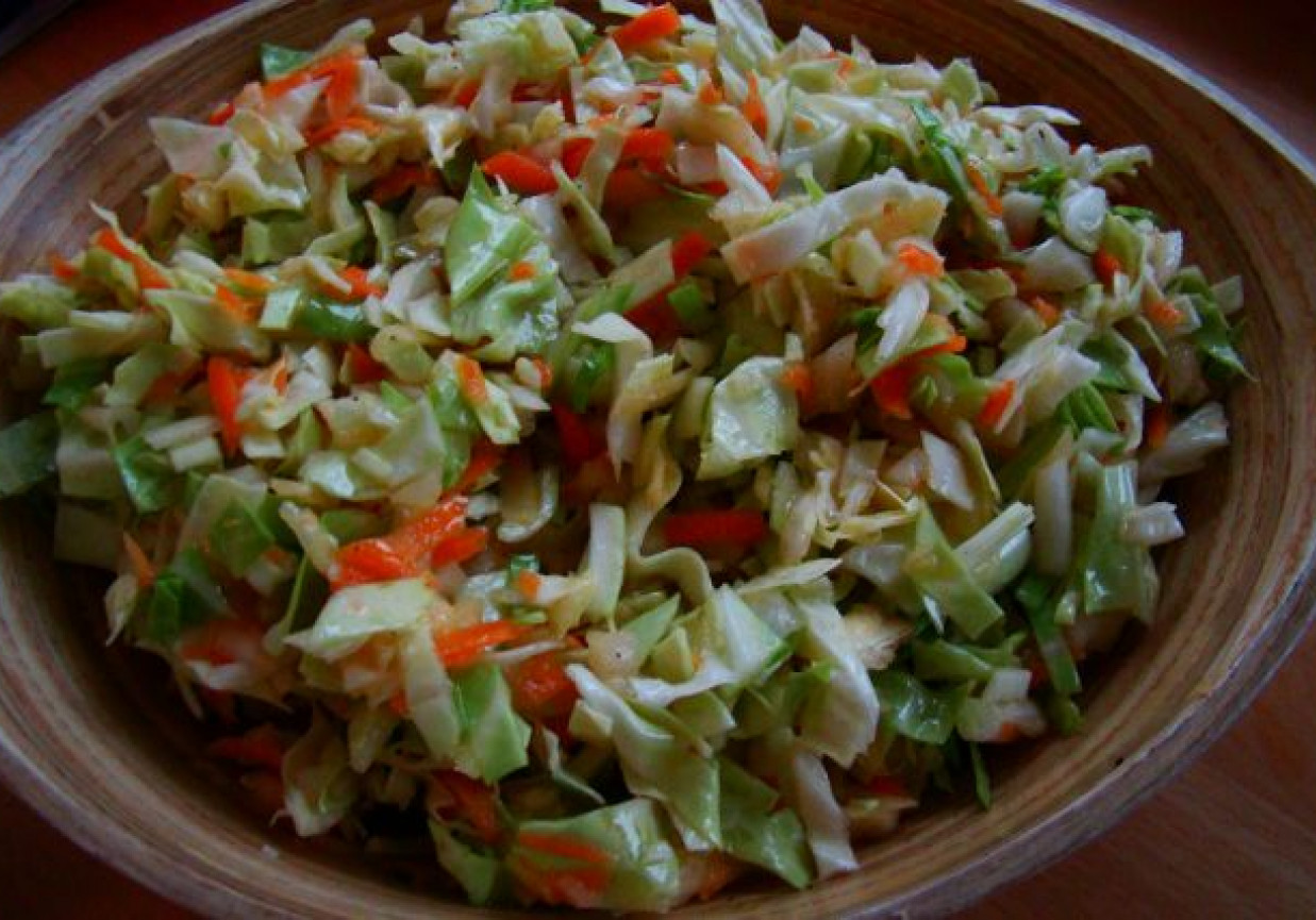 Surówka świeża - DoradcaSmaku.pl