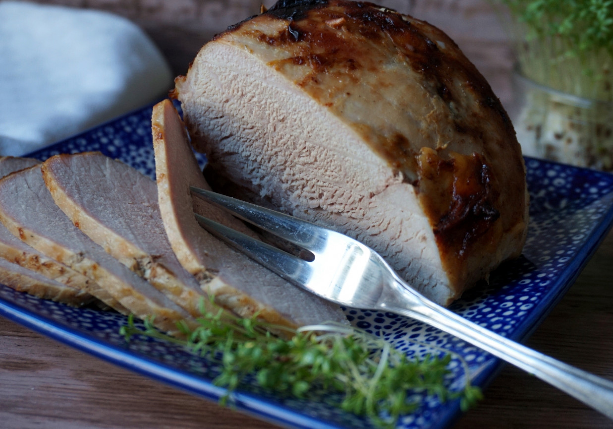 Szynka pieczona - DoradcaSmaku.pl