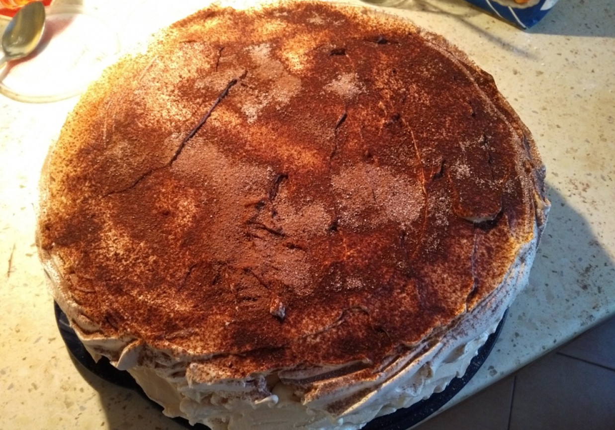 Tort bezowy Dacquoise - DoradcaSmaku.pl