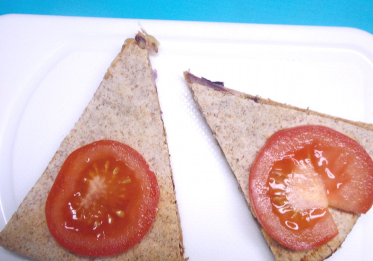 Tortilla ala pizza - DoradcaSmaku.pl