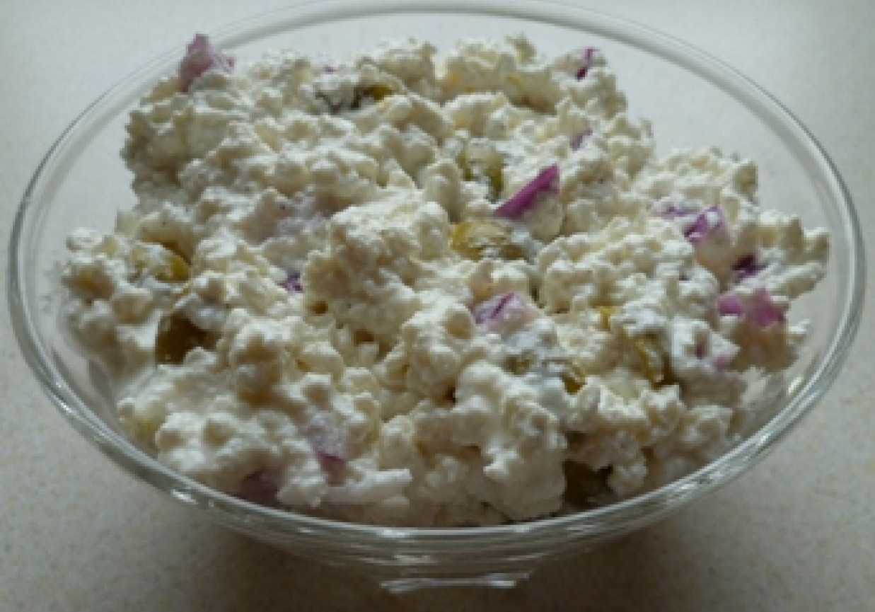 Twaróg z oliwkami - DoradcaSmaku.pl