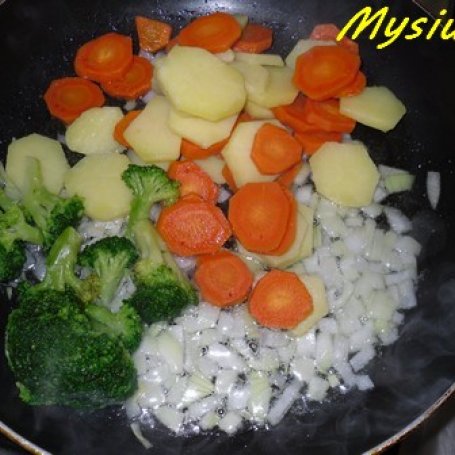 Wegańskie danie z ryżem - DoradcaSmaku.pl