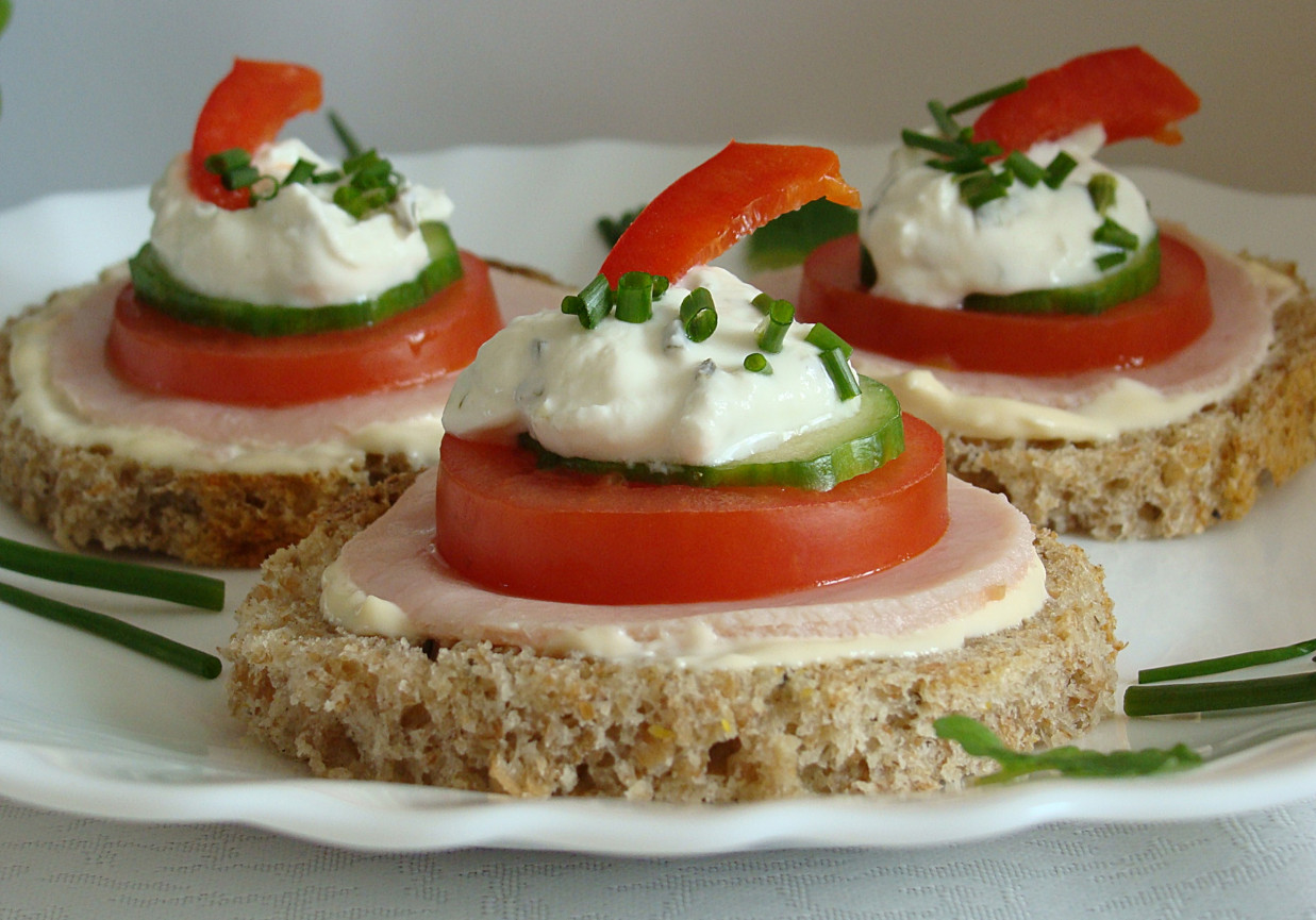 Wiosenne tartinki - DoradcaSmaku.pl