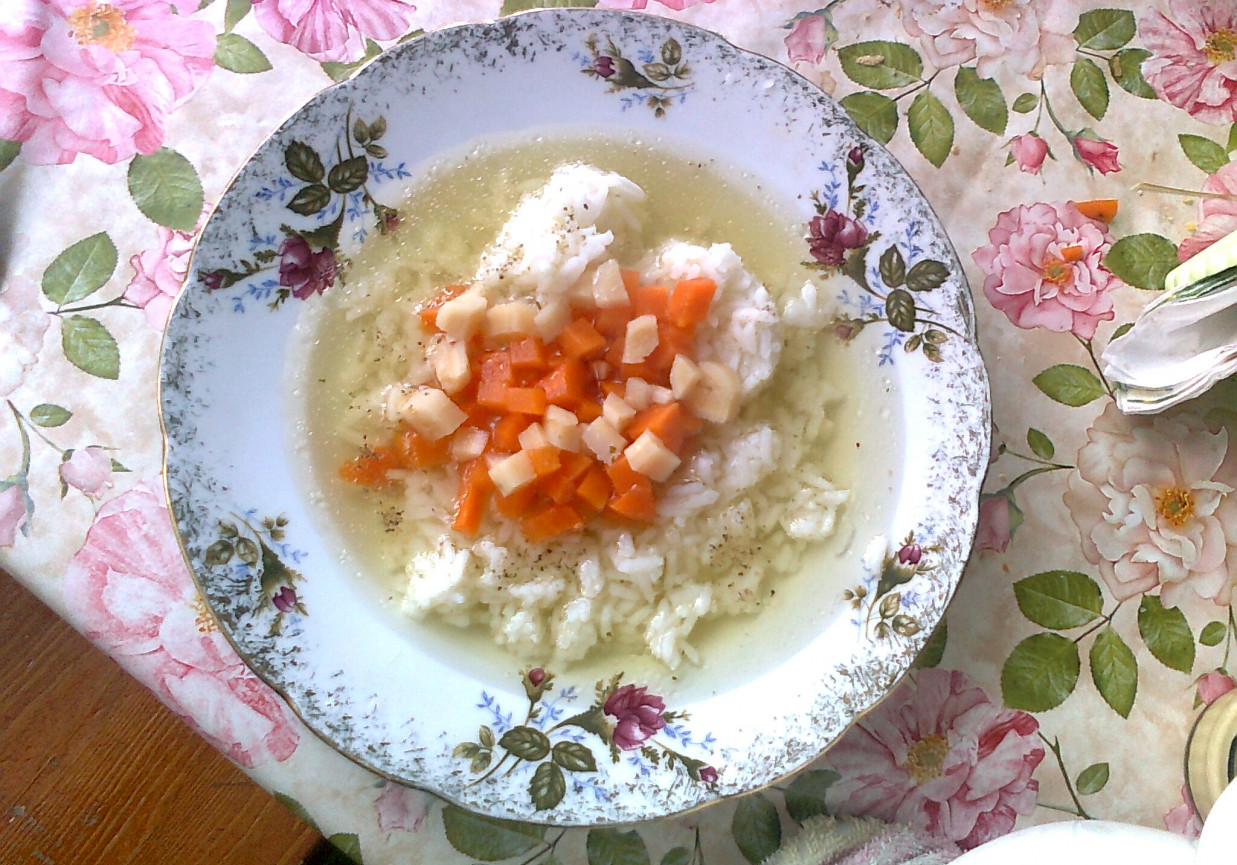 Wołowy rosół z ryżem - DoradcaSmaku.pl