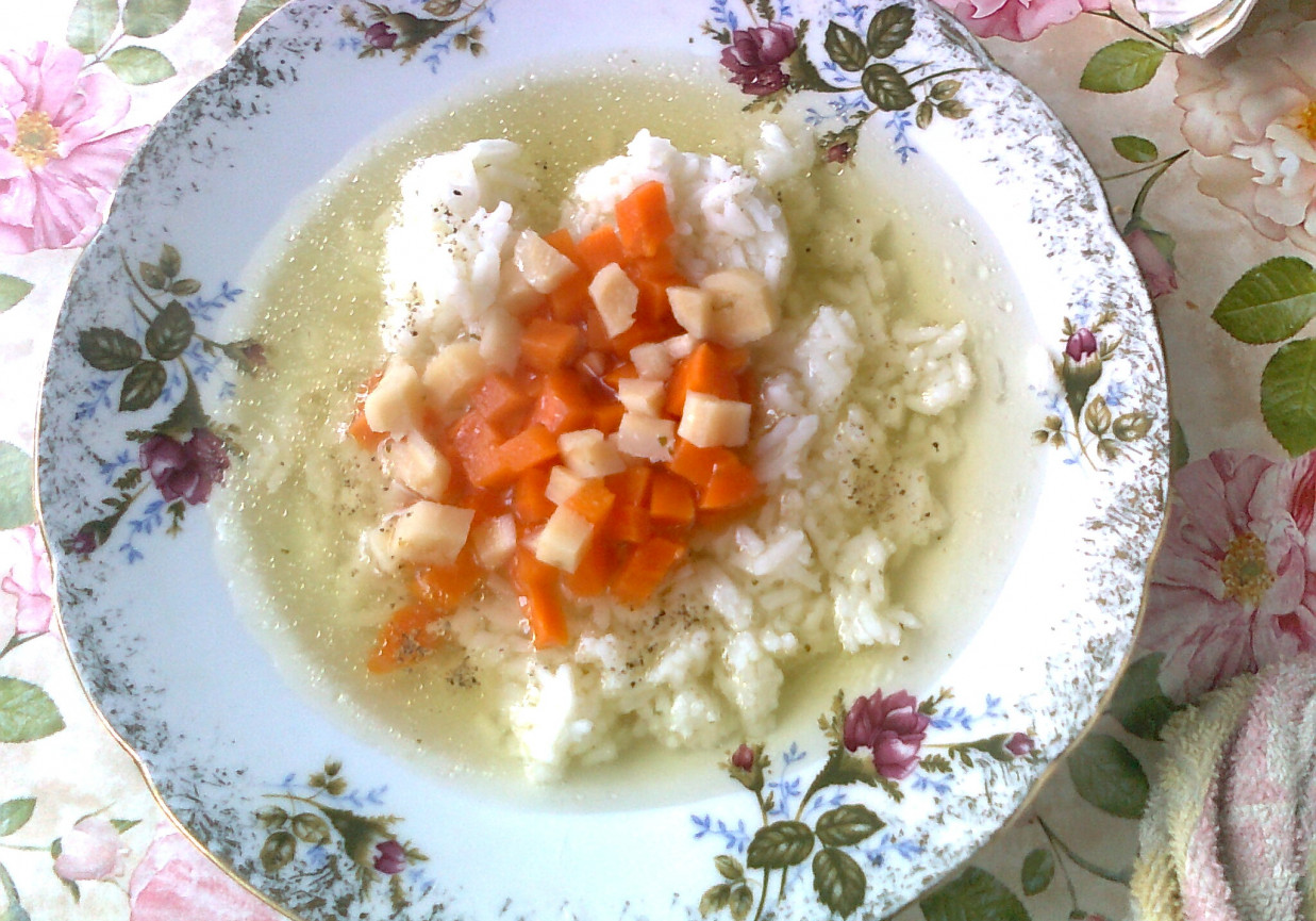 Wołowy rosół z ryżem - DoradcaSmaku.pl