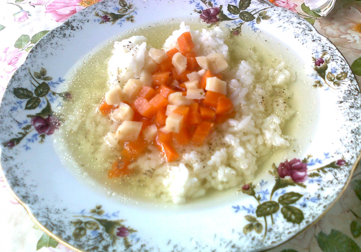 Wołowy rosół z ryżem - DoradcaSmaku.pl