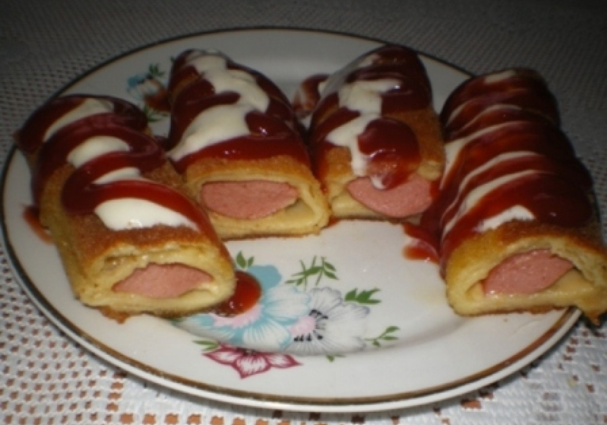 Zawijańce - parówki z serem - DoradcaSmaku.pl