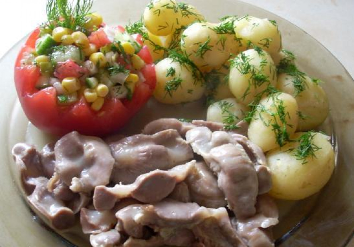 Żołądki kurze w sosie czosnkowym - DoradcaSmaku.pl