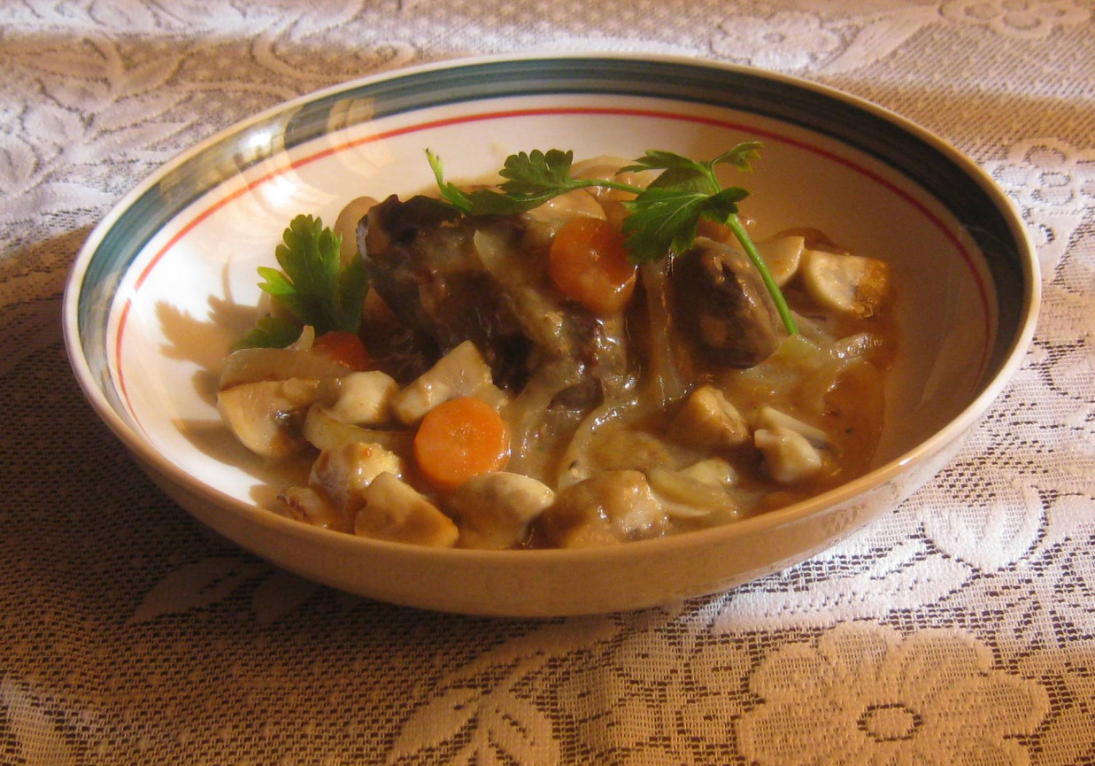 Żołądki w pieczarkach - DoradcaSmaku.pl