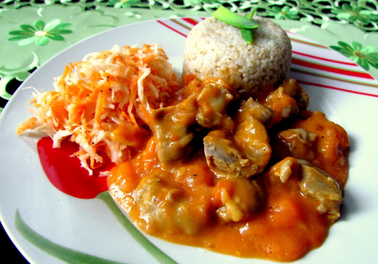 Żołądki w sosie pomidorowym - DoradcaSmaku.pl